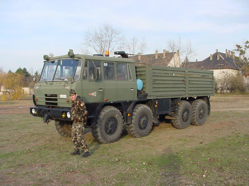 TATRA-815 8X8 - Makettinfo.hu